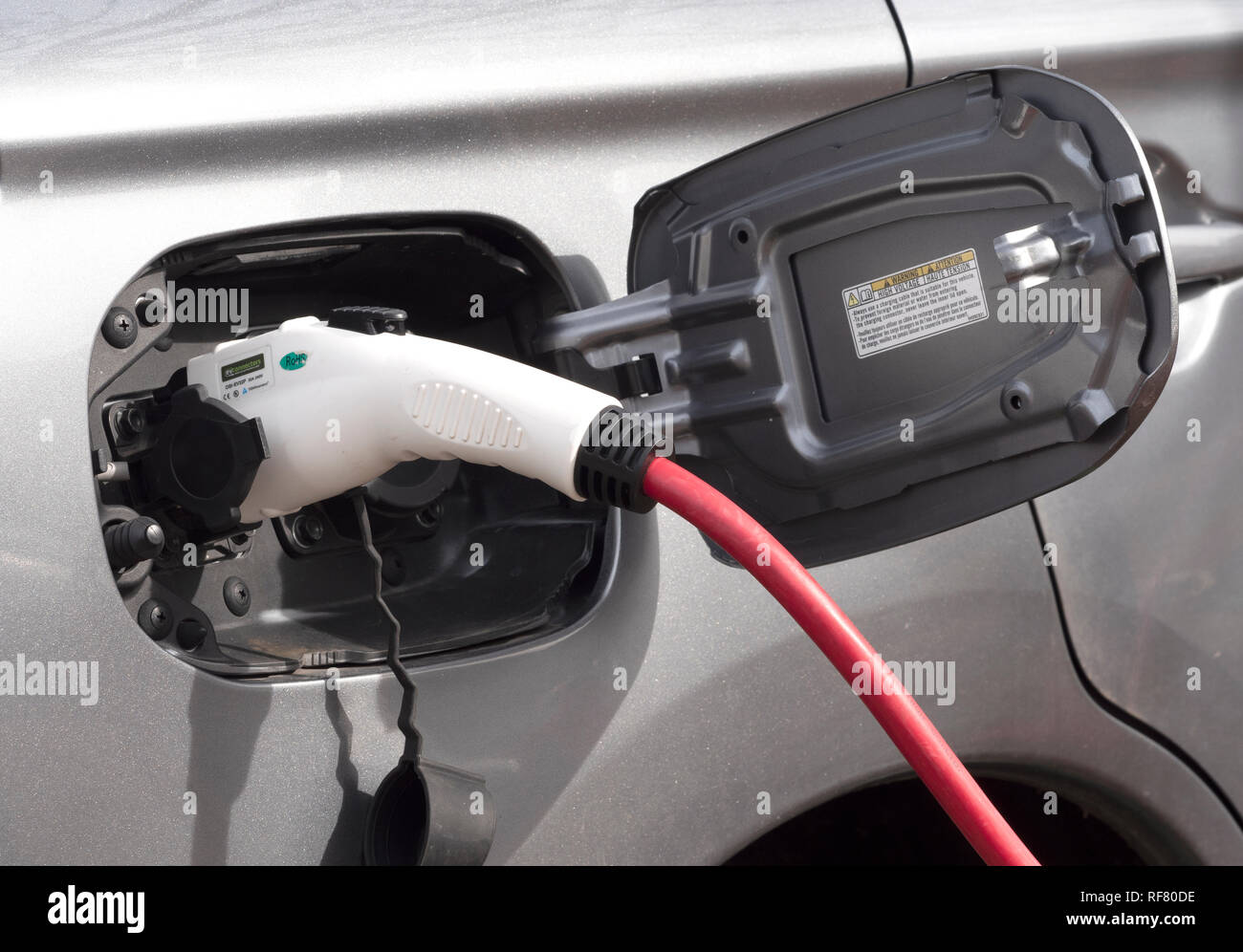 Scottish electric car charging hi-res stock photography and images - Alamy