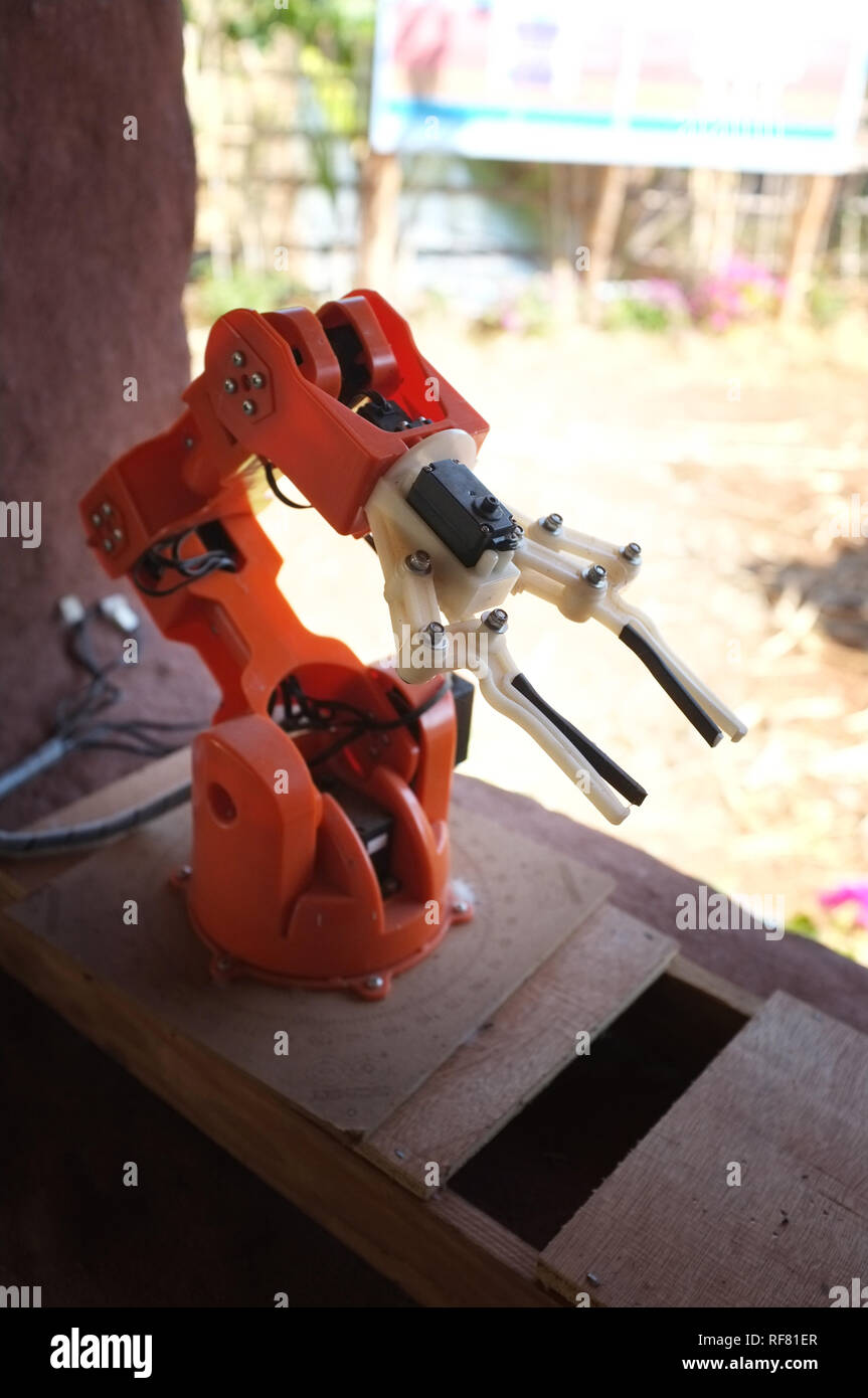 industry robotic arm Stock Photo - Alamy