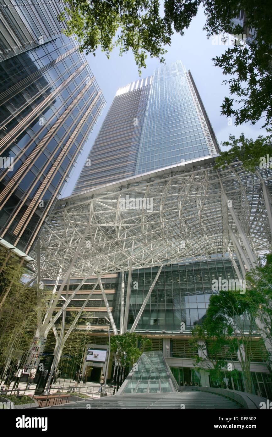 Ritz Carlton Hotel, Tokyo Midtown Complex with the Tokyo Midtown Tower ...