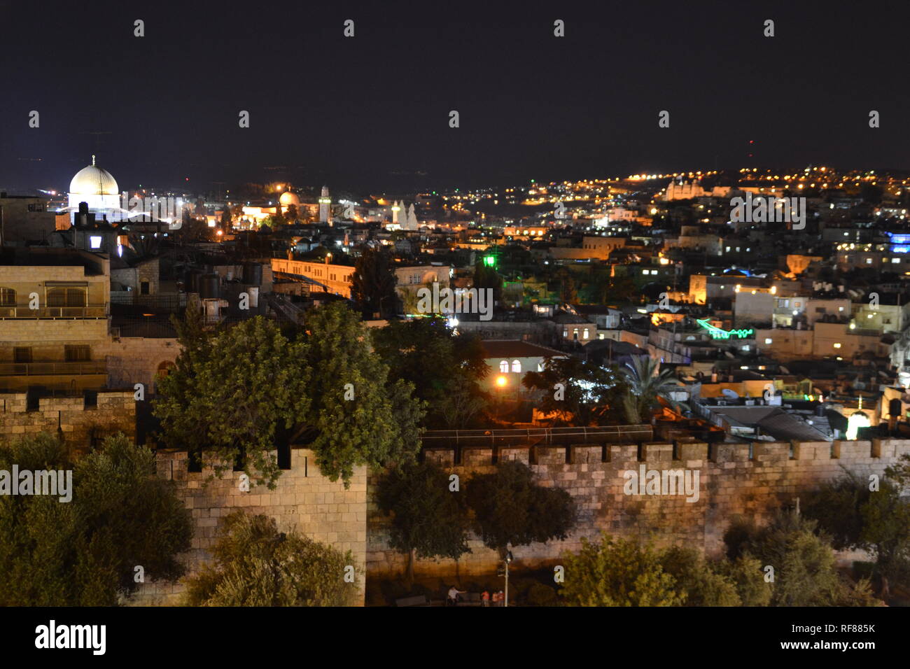 Damascus gate, night hi-res stock photography and images - Alamy