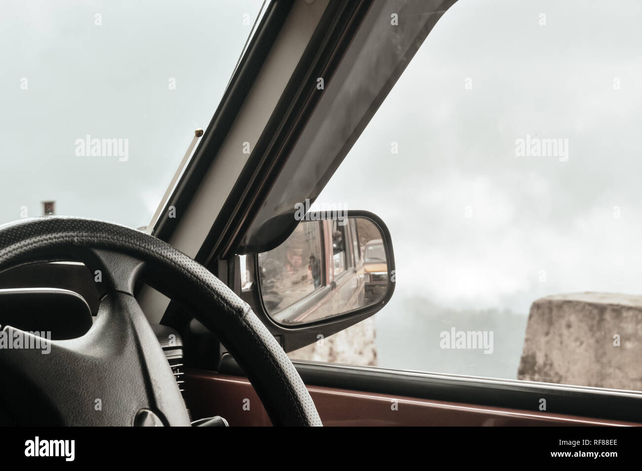Road trip usa and rear view mirror hi-res stock photography and images ...