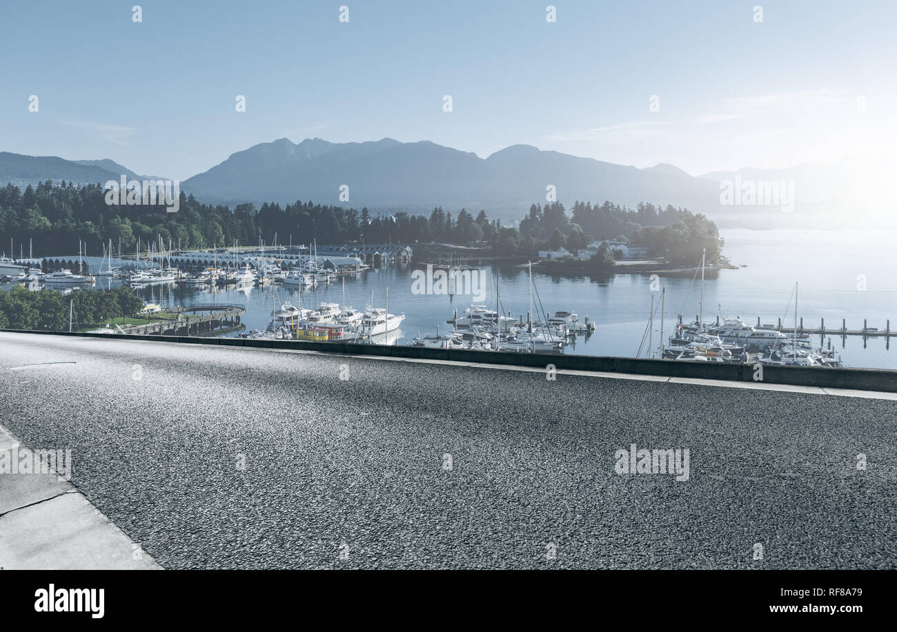 highway go side harbor, seattle, usa Stock Photo - Alamy