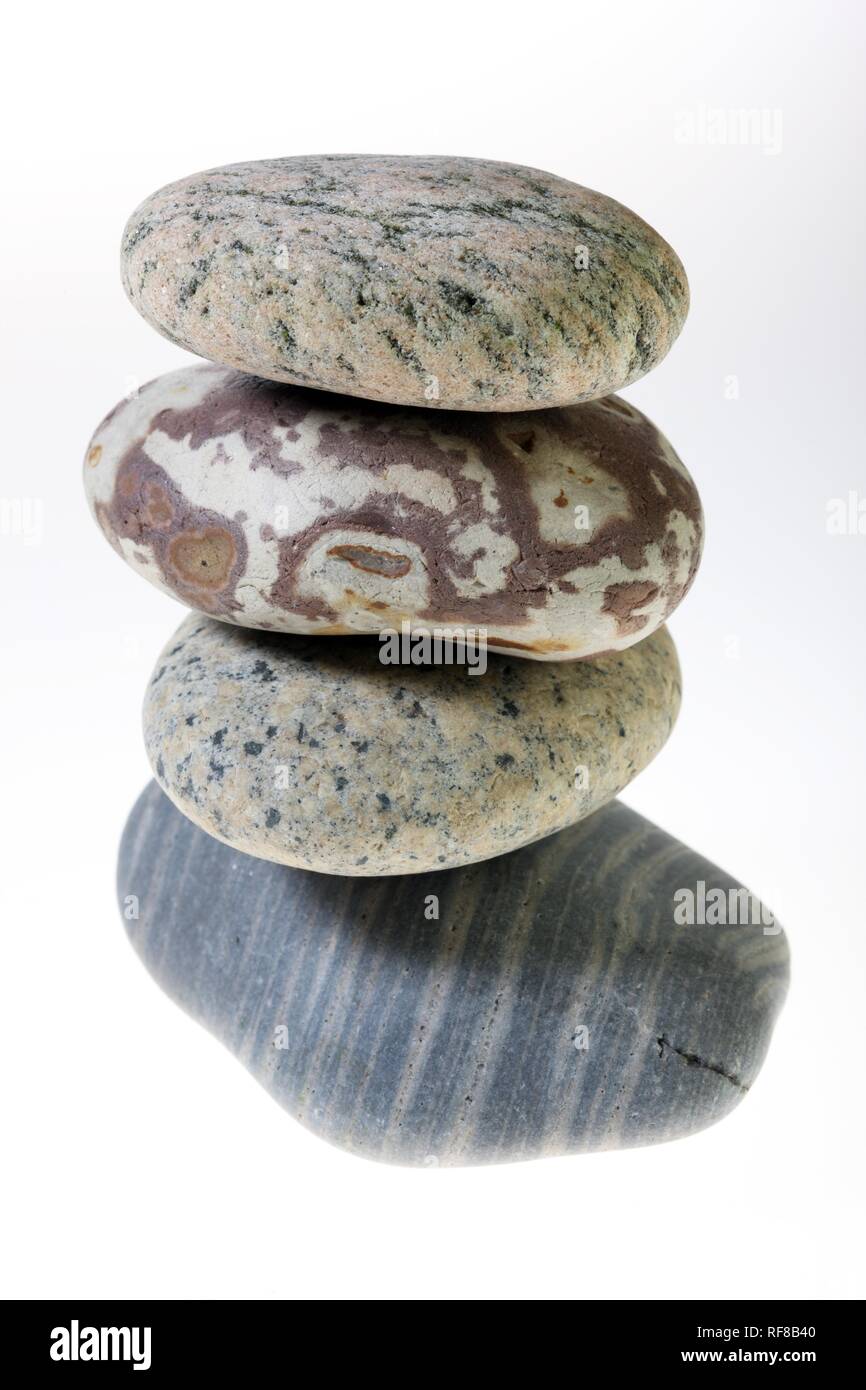 Stacked up pebbles hi-res stock photography and images - Alamy