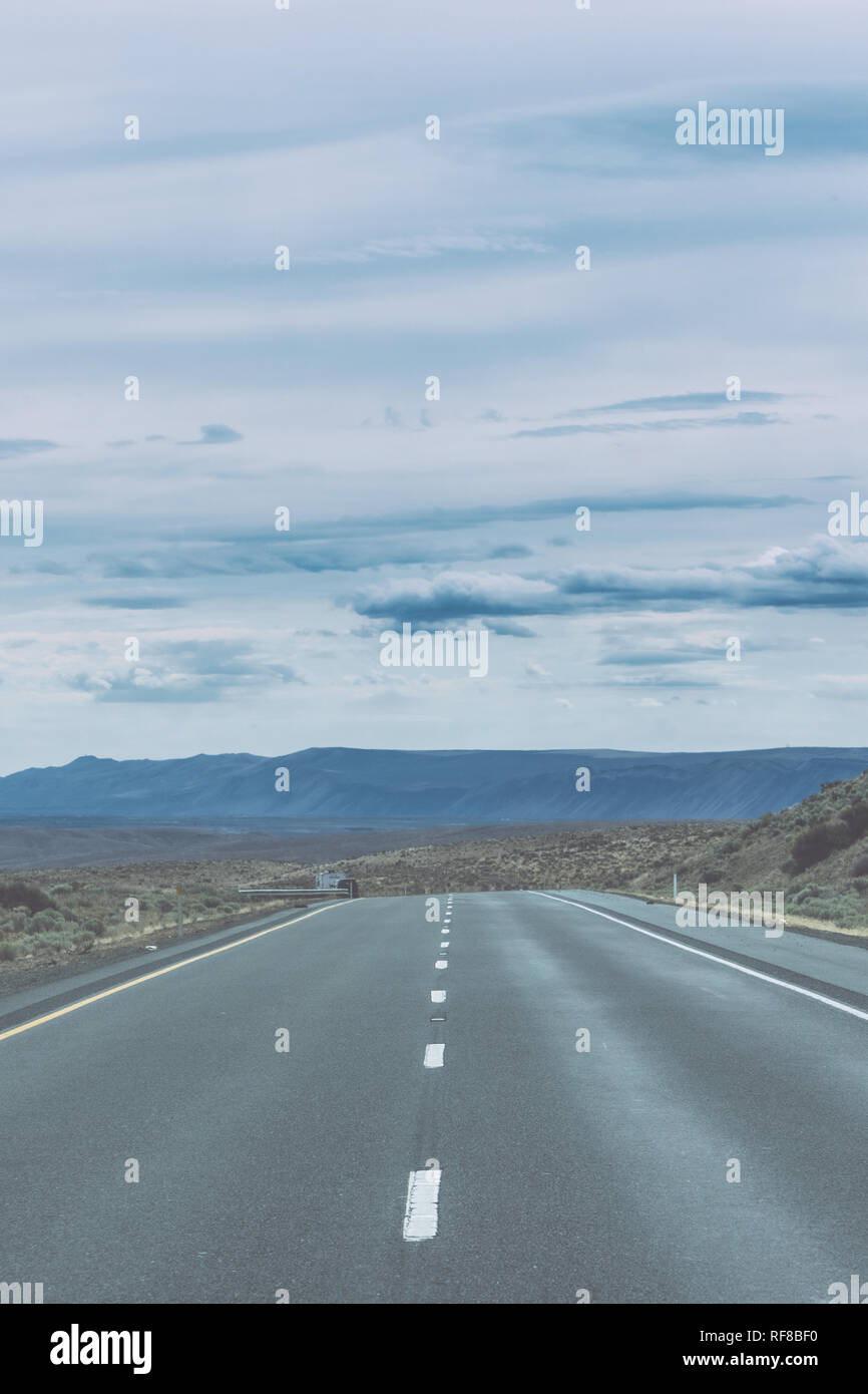 clean highway road in america Stock Photo - Alamy