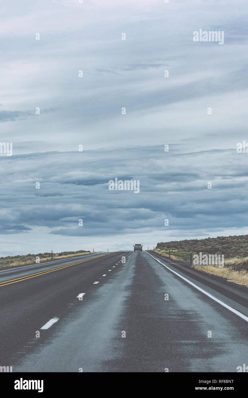 clean highway road in america Stock Photo - Alamy