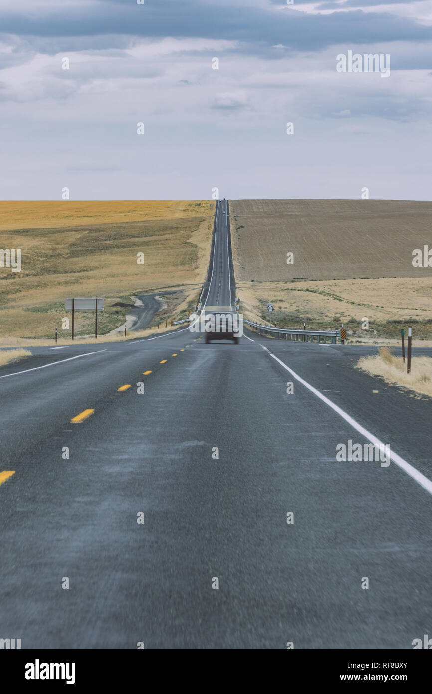 clean highway road in america Stock Photo - Alamy