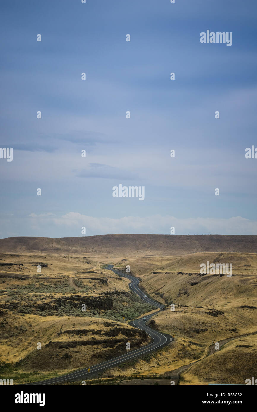 clean highway road in america Stock Photo - Alamy