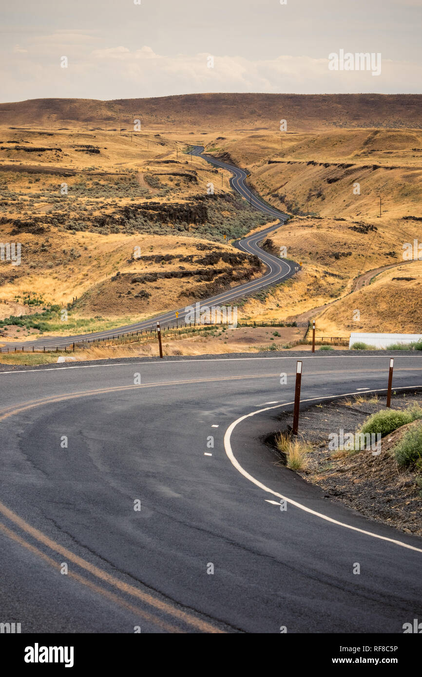 clean highway road in america Stock Photo - Alamy