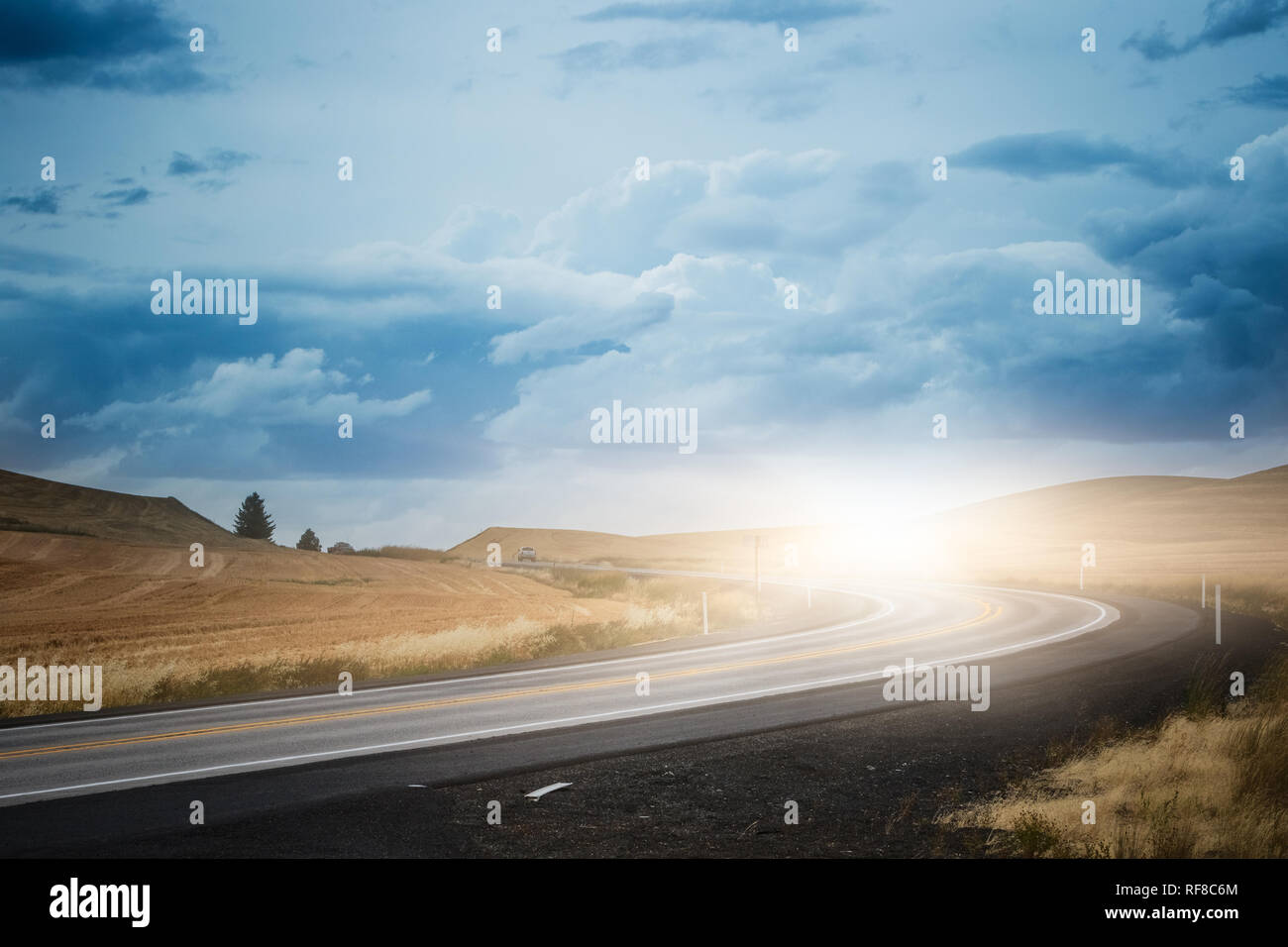 clean highway road in america Stock Photo - Alamy