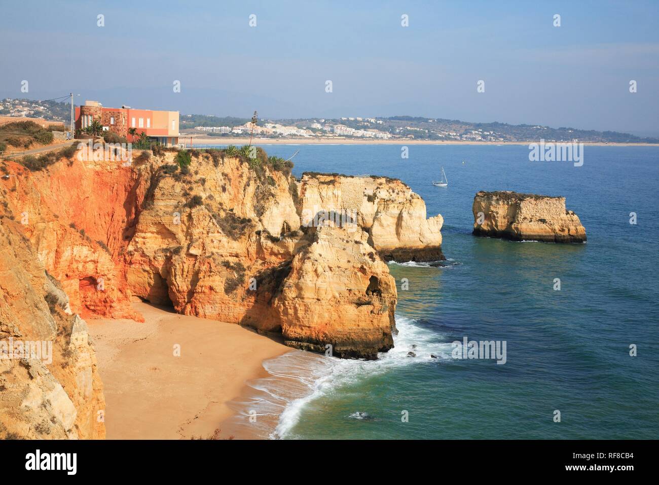 Praia do Pinhao, Lagos, Algarve, Portugal Stock Photo - Alamy