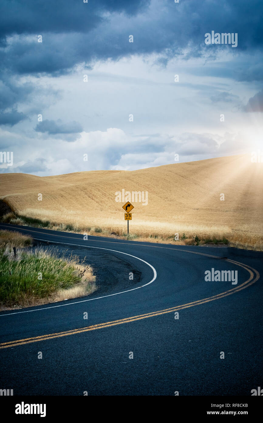 clean highway road in america Stock Photo - Alamy