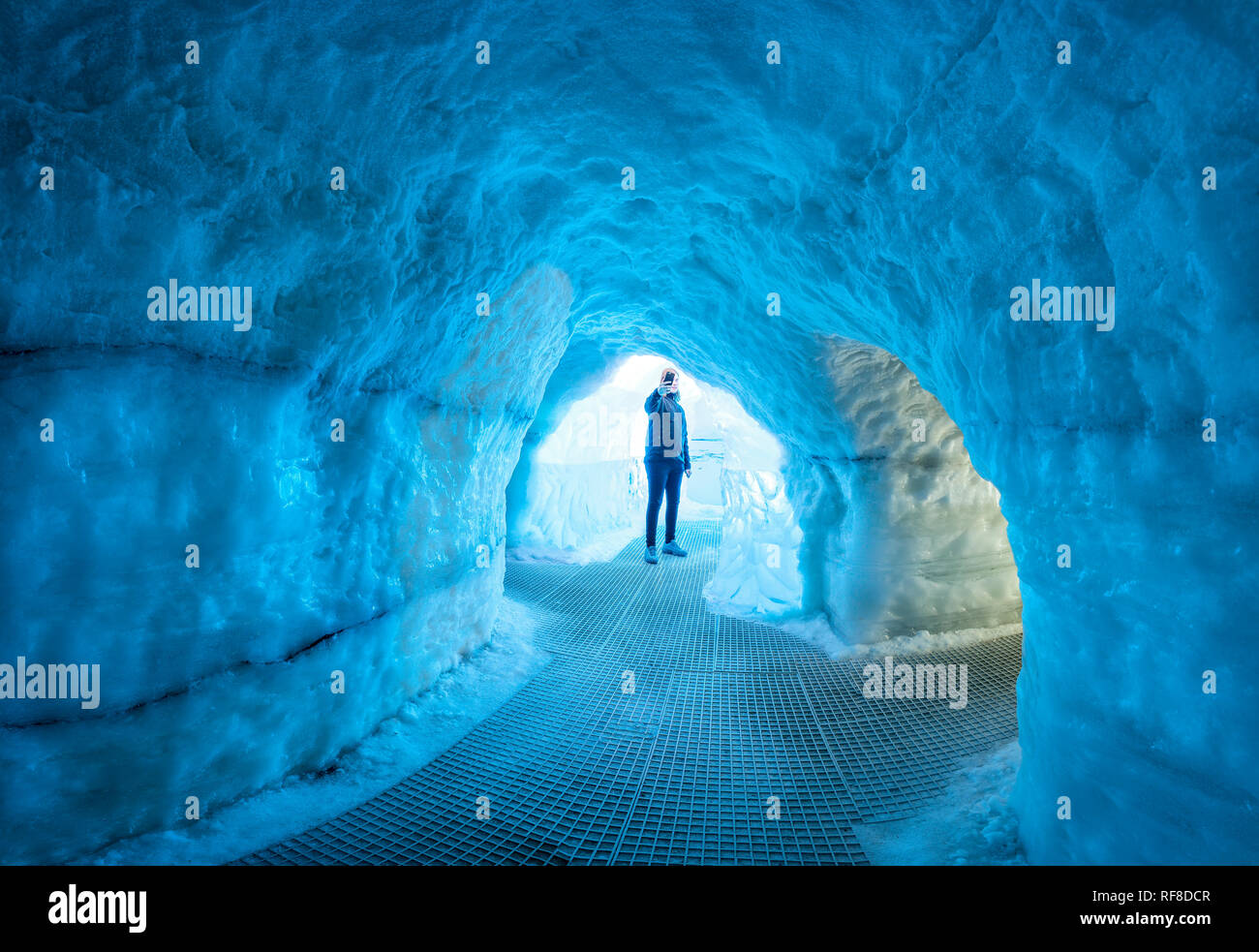 Glacier Ice Cave Exhibit, Perlan Museum (The Pearl) Reykjavik, Iceland ...