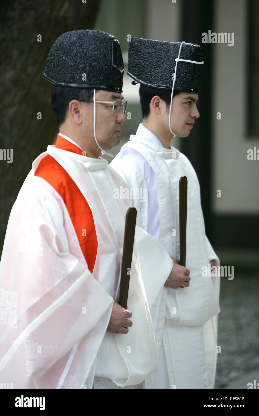 Shinto Priestess Uniform