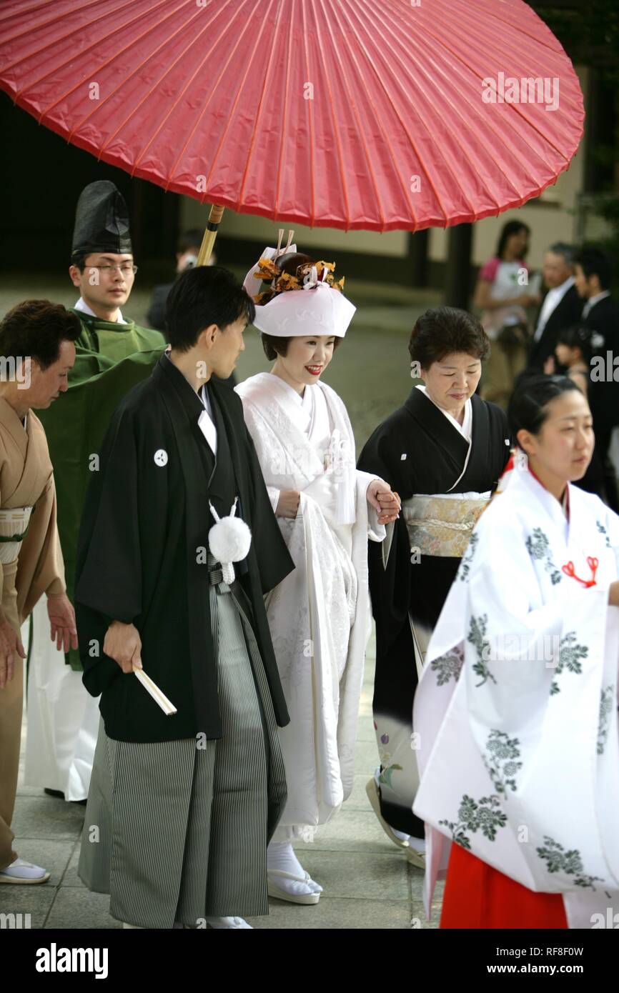 Shinto wedding, Meiji Shrine, Tokyo, Japan, Asia Stock Photo - Alamy