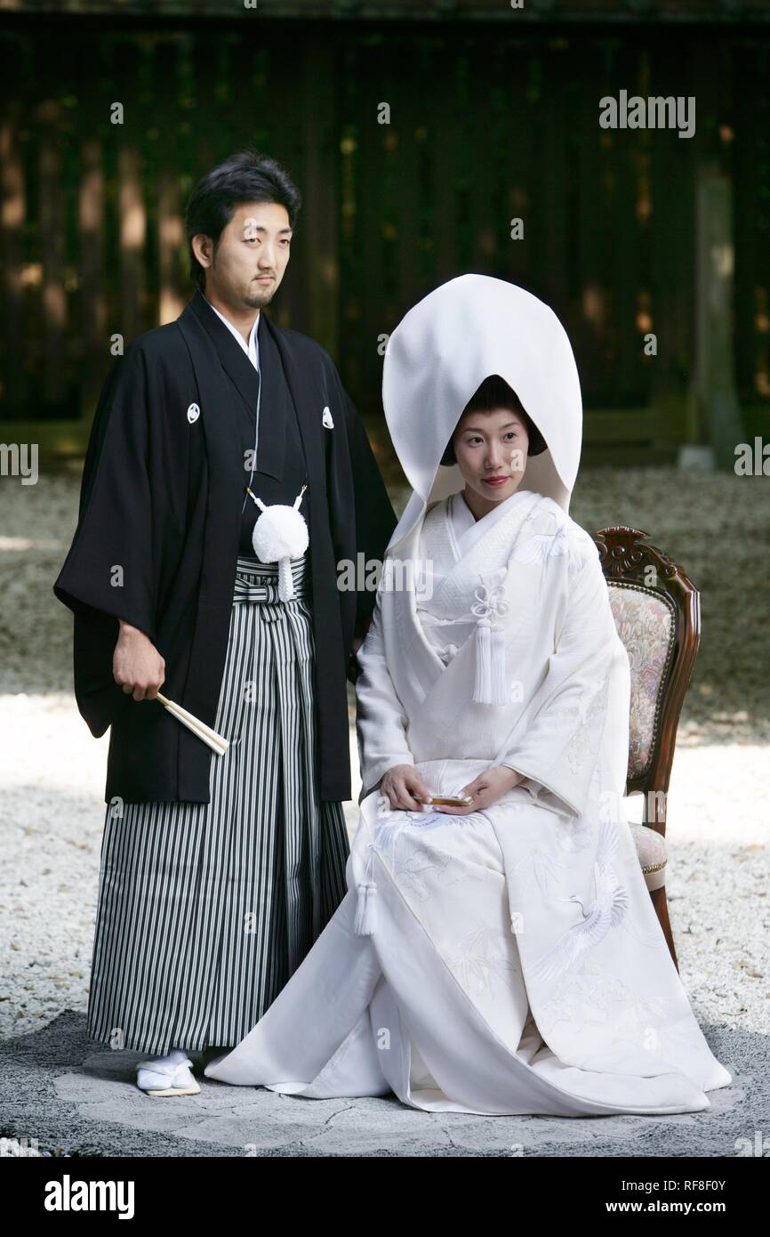 Shinto wedding, Meiji Shrine, Tokyo, Japan, Asia Stock Photo - Alamy