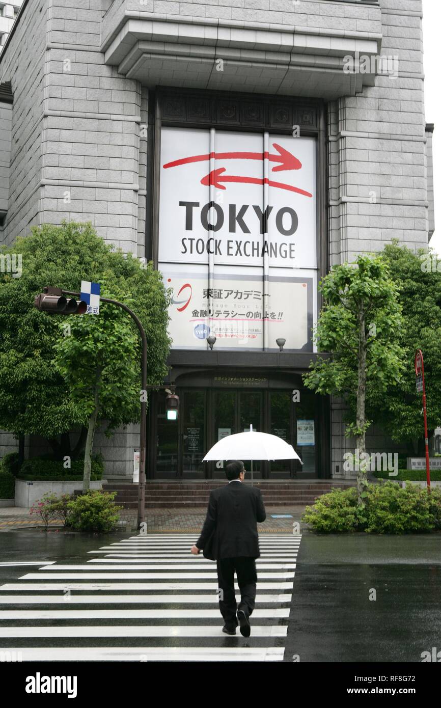 Tokyo Stock Exchange in the Nihombashi financial district, Tokyo, Japan ...