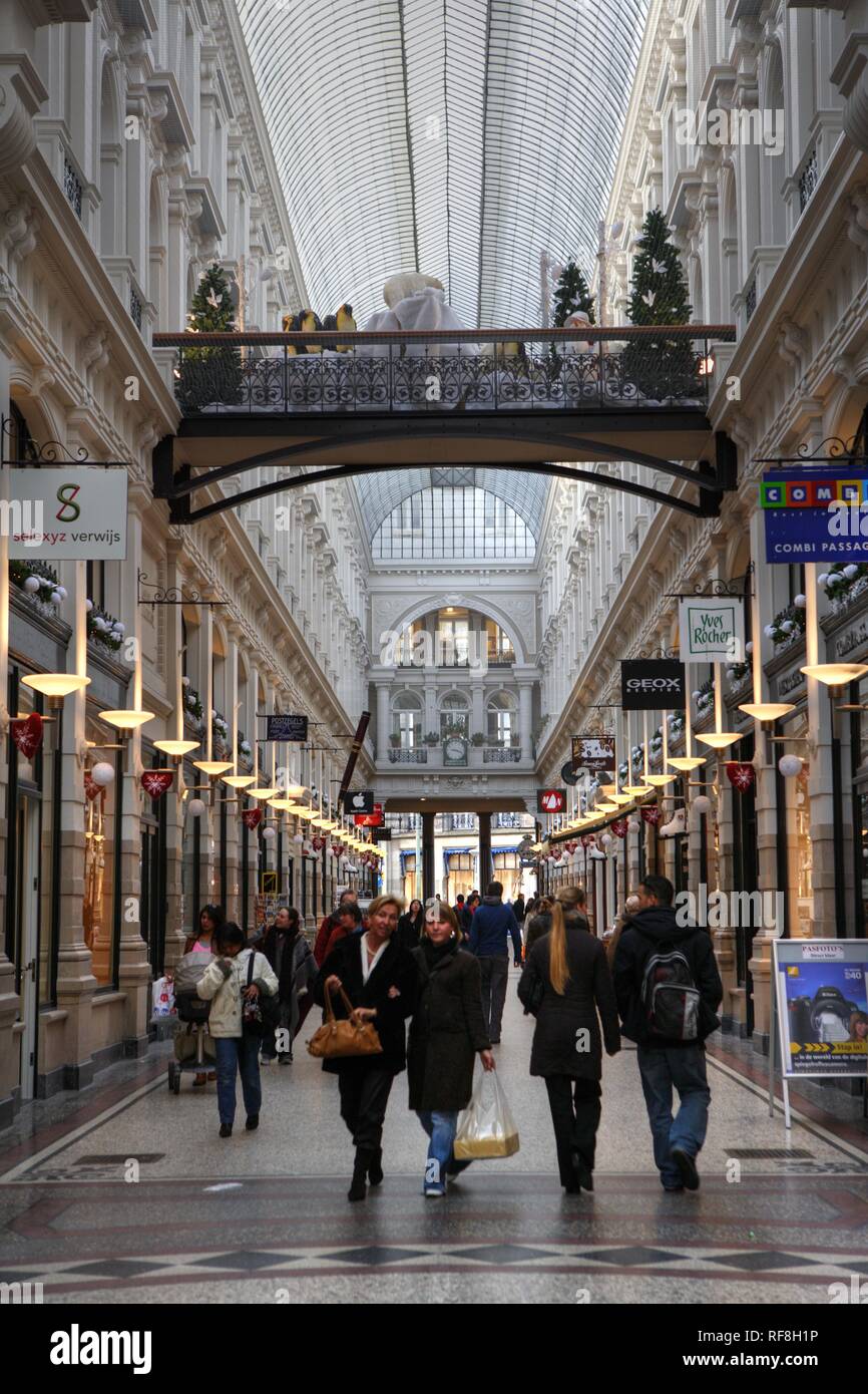 Netherlands hague passage shopping mall hi-res stock photography and ...