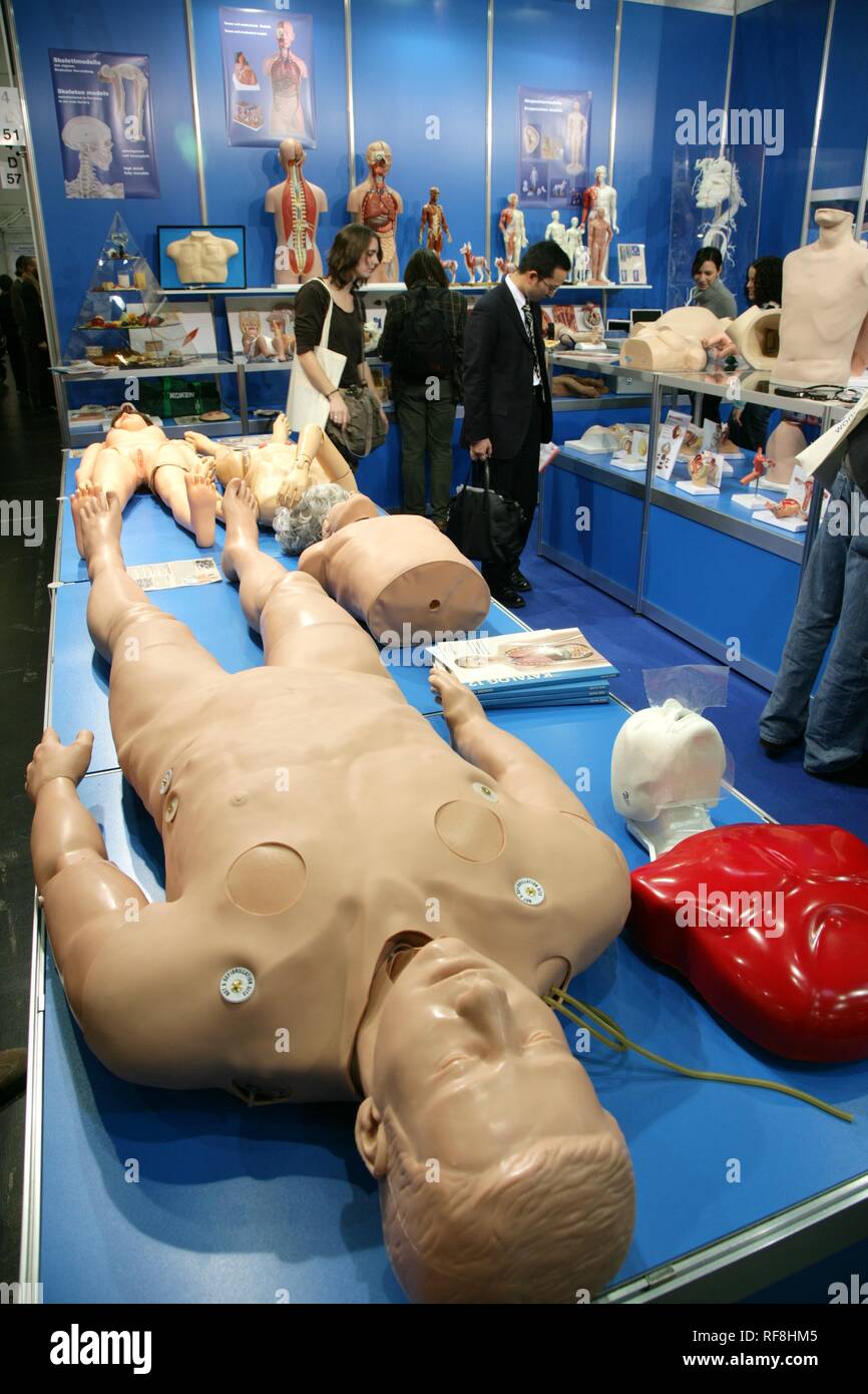 Anatomical dummies, Medica 2007, world's biggest trade show for medical ...
