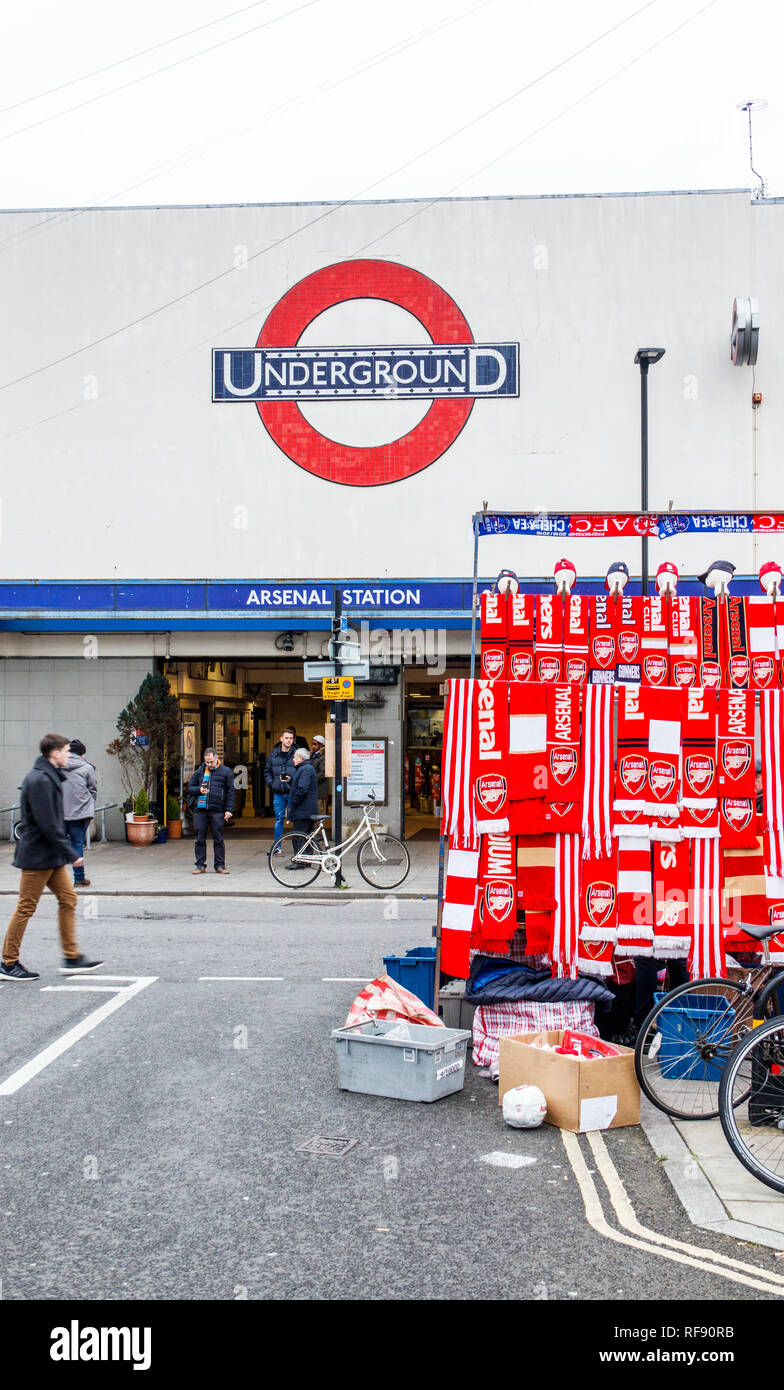 Arsenal underground station hi-res stock photography and images - Alamy