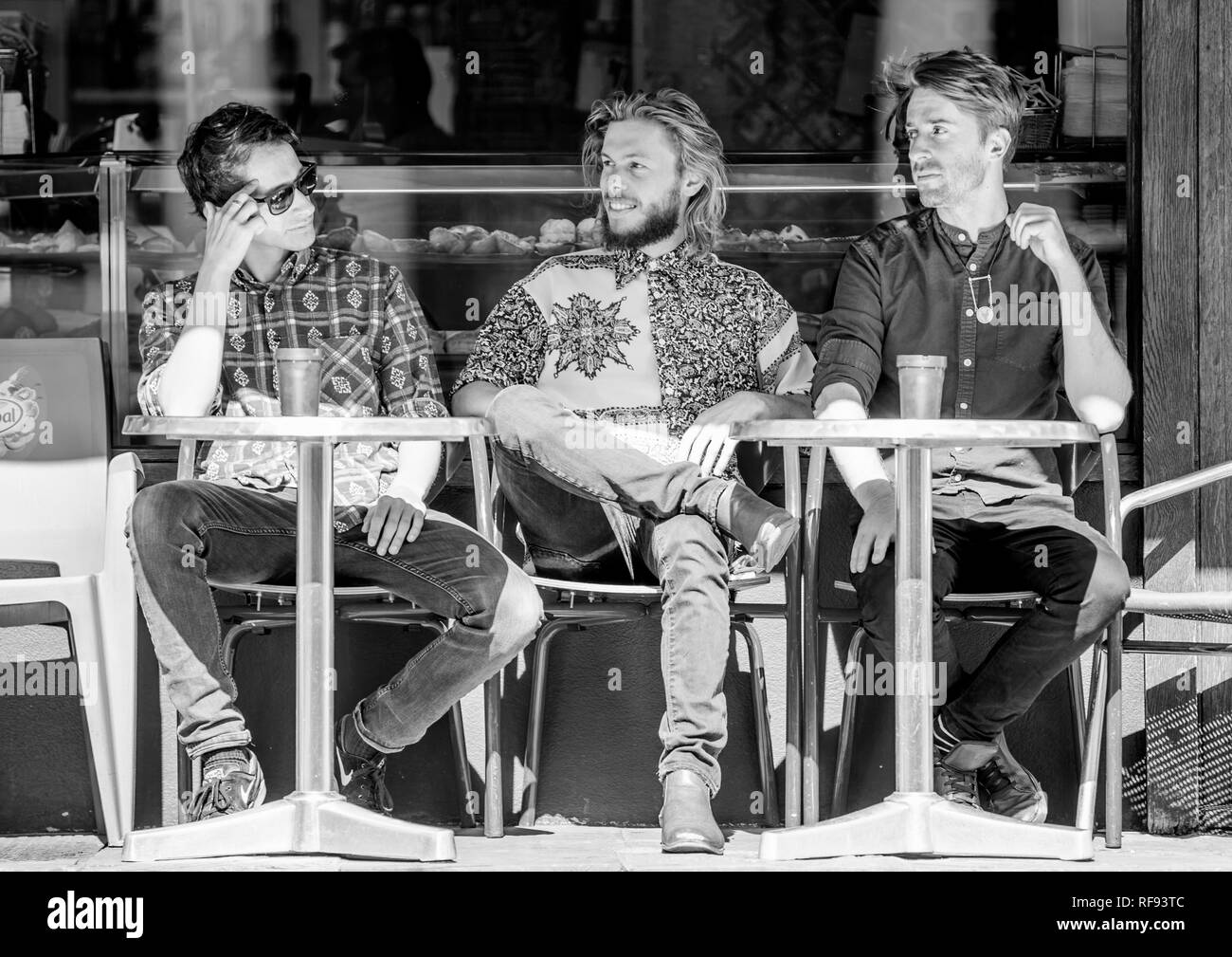 Cafe three men hi-res stock photography and images - Alamy