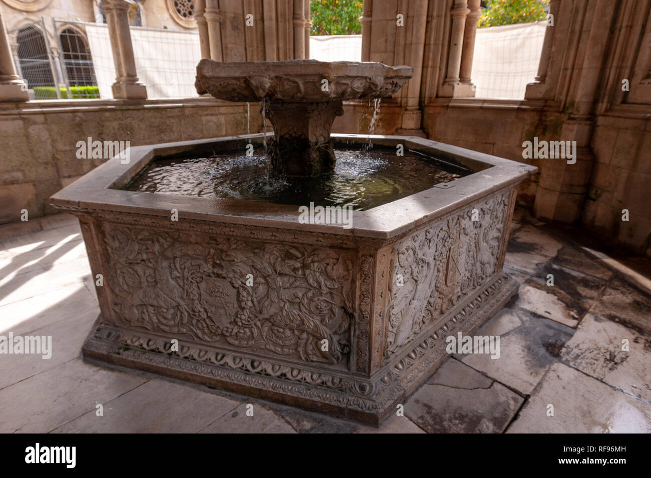 Gothic fountain hi-res stock photography and images - Alamy