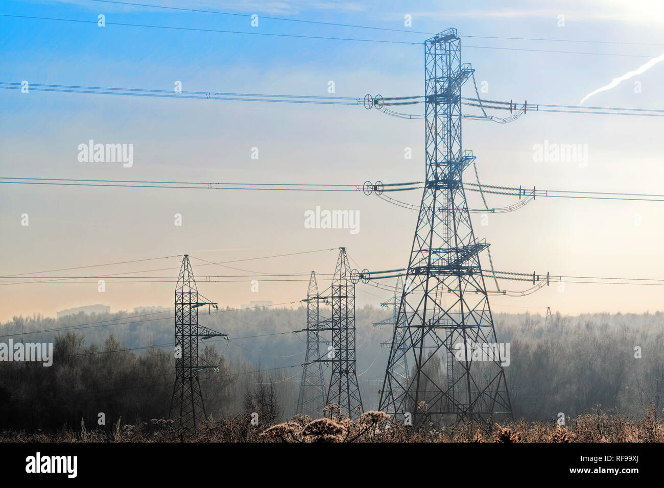 Double Circuit Tower High Resolution Stock Photography and Images - Alamy