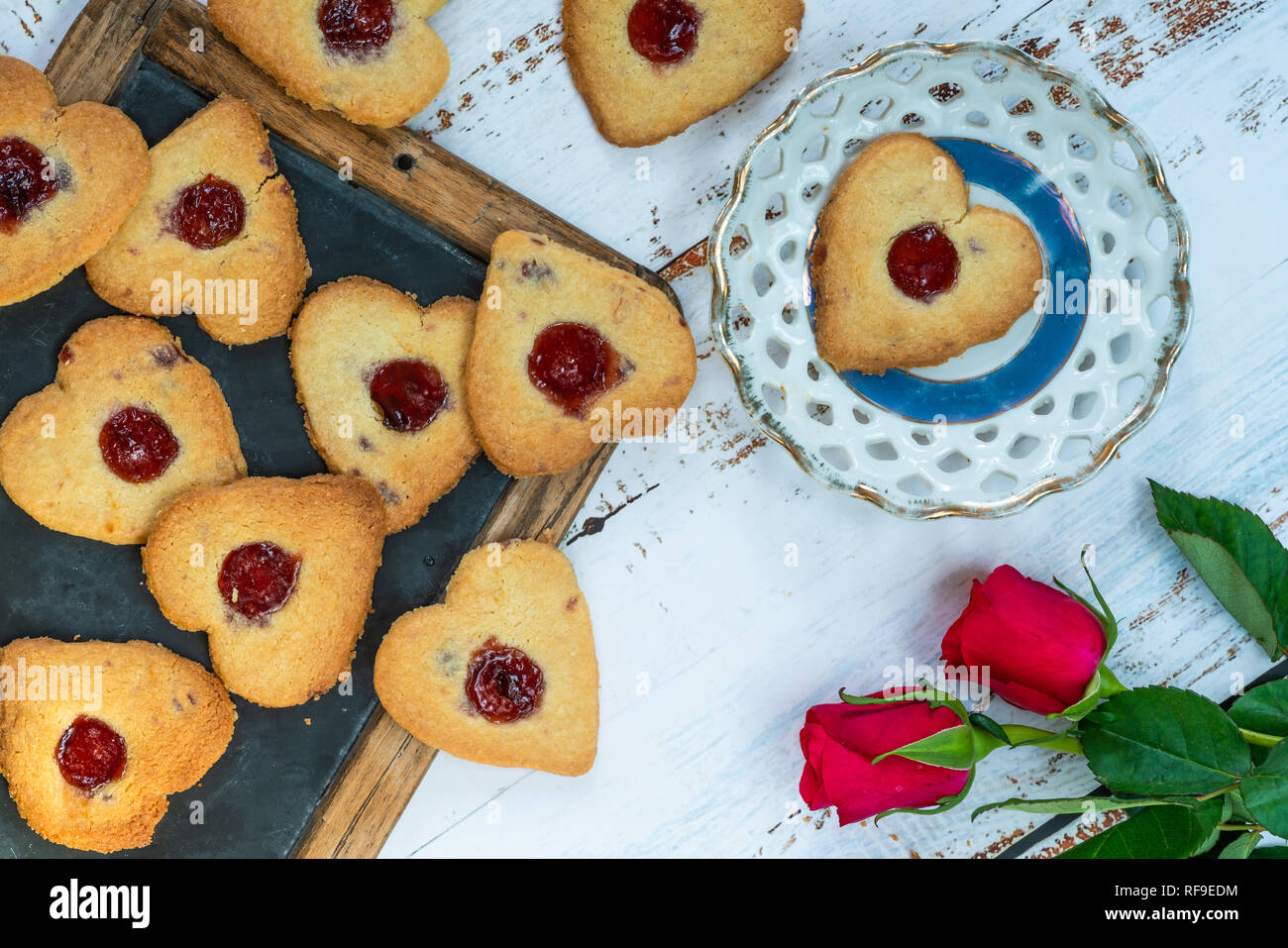 Shortbread hearts cherry jam hi-res stock photography and images - Alamy