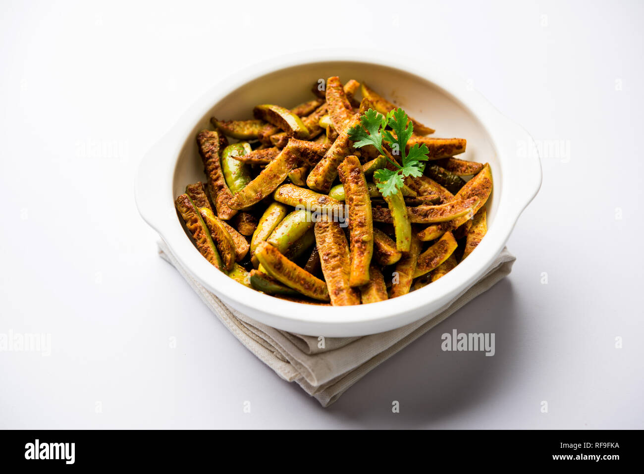 Tindora Sabzi / Tendli / tondli Fry also known as Ivy Gourd fry recipe ...
