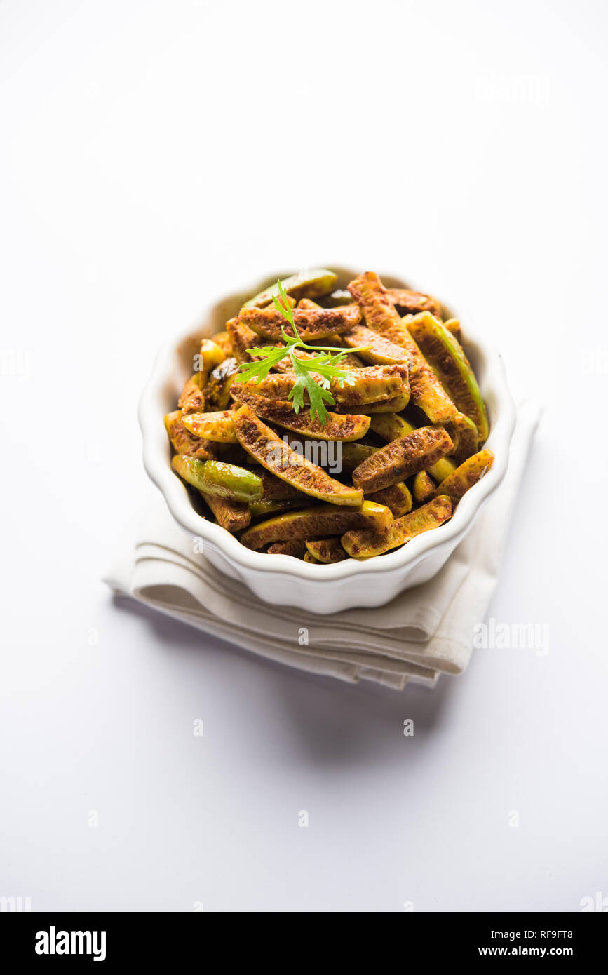 Tindora Sabzi / Tendli / tondli Fry also known as Ivy Gourd fry recipe ...