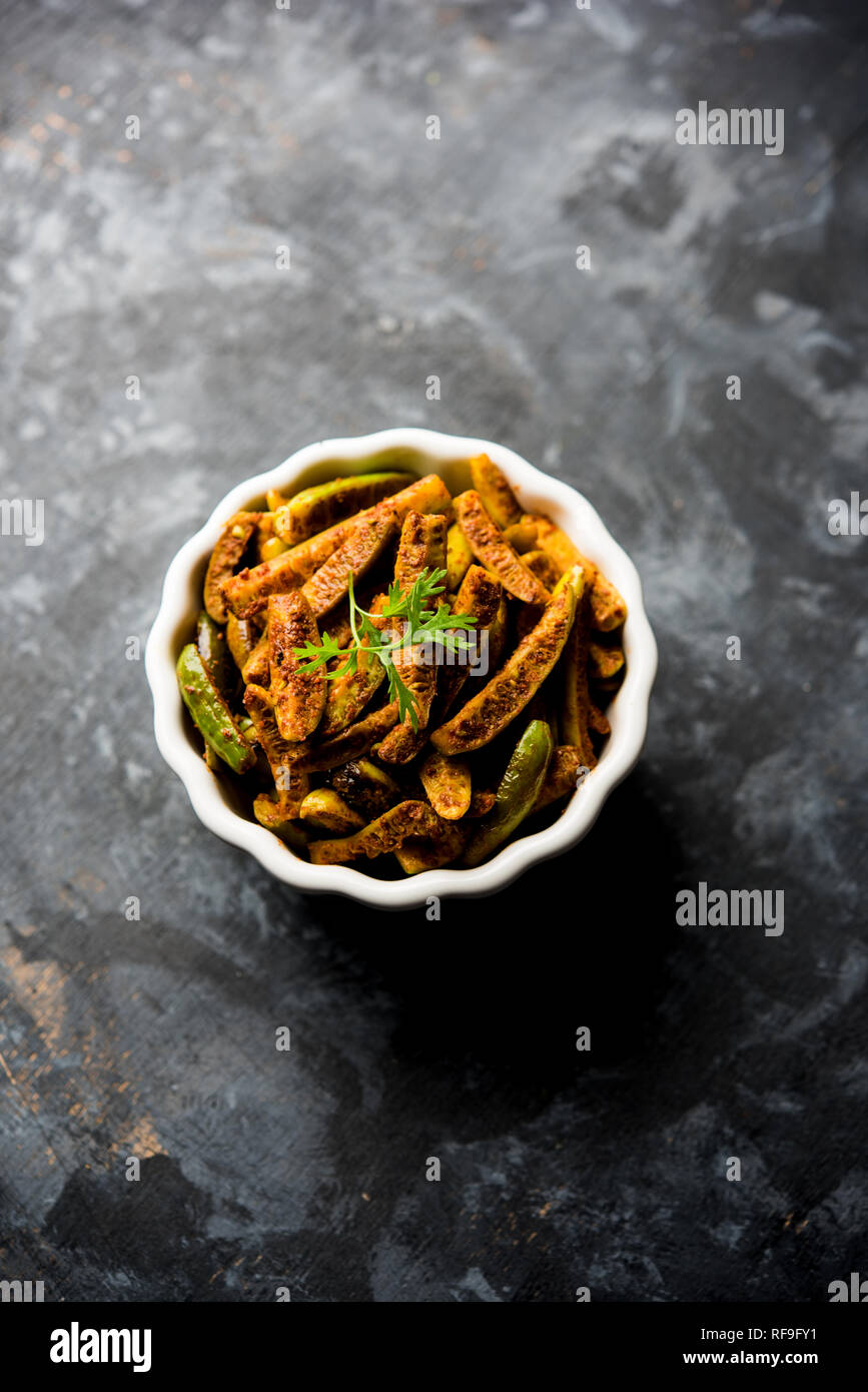 Tindora Sabzi / Tendli / tondli Fry also known as Ivy Gourd fry recipe ...