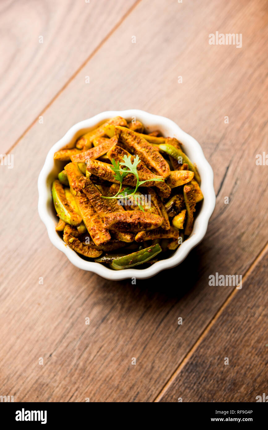 Tindora Sabzi / Tendli / tondli Fry also known as Ivy Gourd fry recipe ...