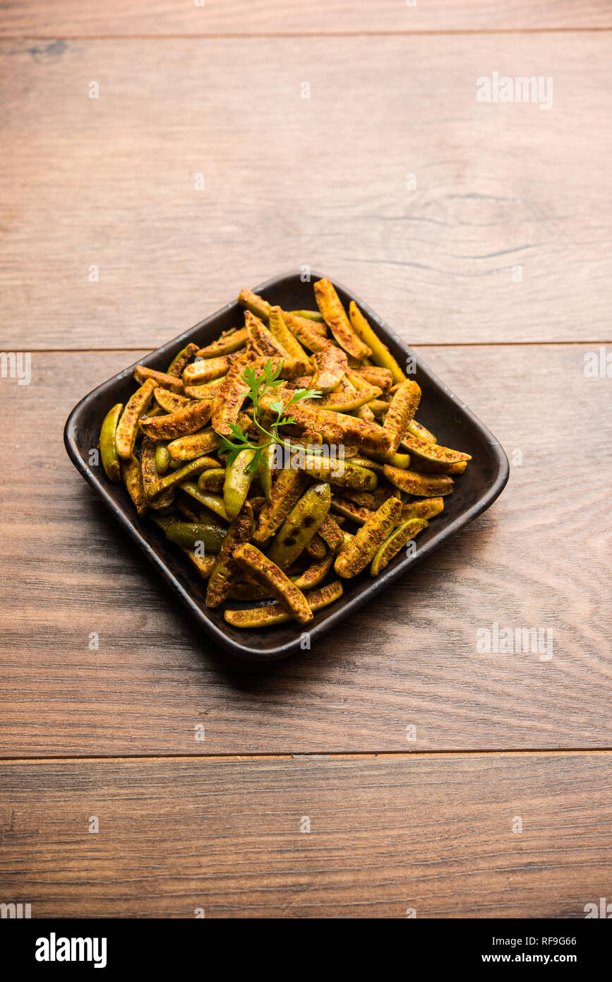 Tindora Sabzi / Tendli / tondli Fry also known as Ivy Gourd fry recipe ...