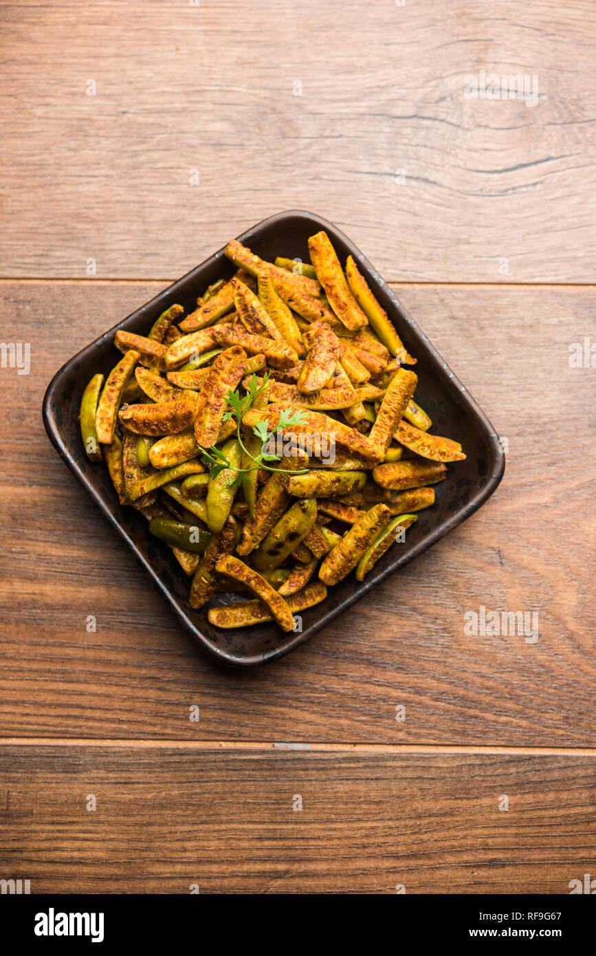 Tindora Sabzi / Tendli / tondli Fry also known as Ivy Gourd fry recipe ...