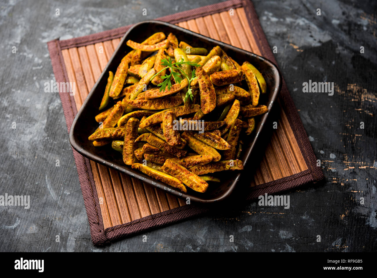 Tindora Sabzi / Tendli / tondli Fry also known as Ivy Gourd fry recipe ...