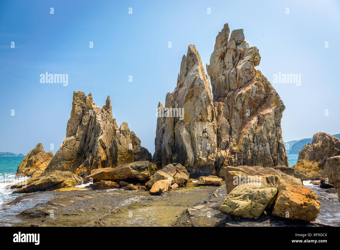 Hashigui iwa rock hi-res stock photography and images - Alamy