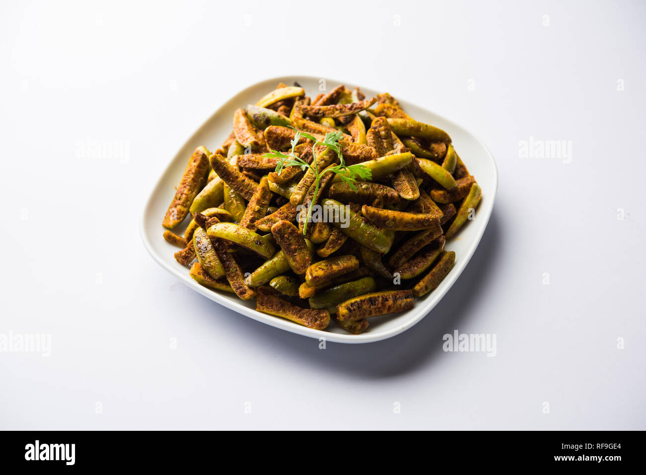 Tindora Sabzi / Tendli / tondli Fry also known as Ivy Gourd fry recipe ...