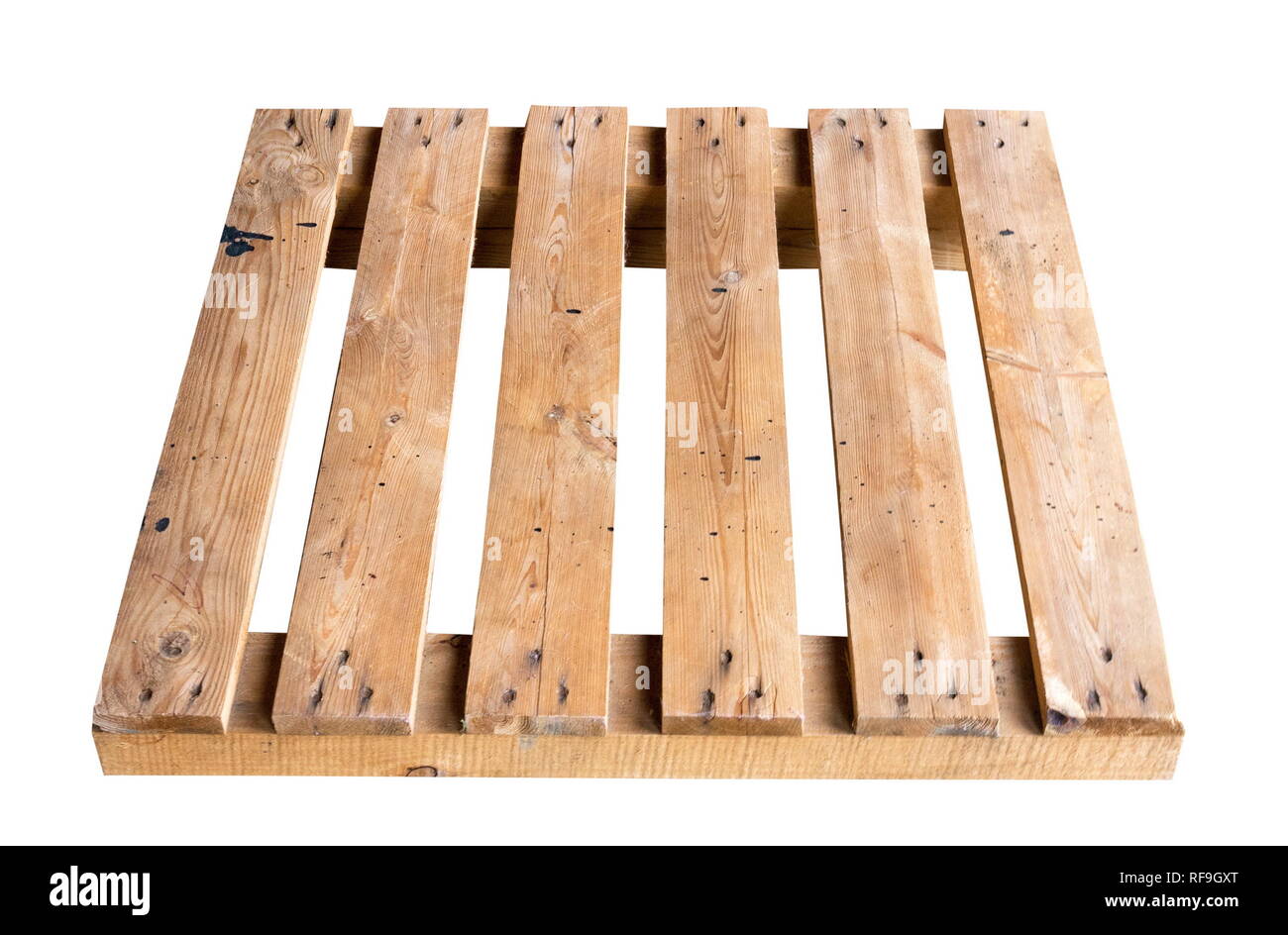Empty wooden pallets warehouse hi-res stock photography and images - Alamy