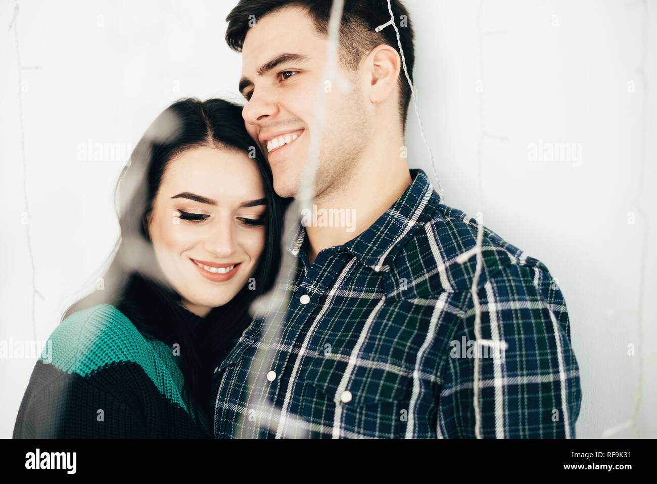 Young pretty couple spend hi-res stock photography and images - Alamy