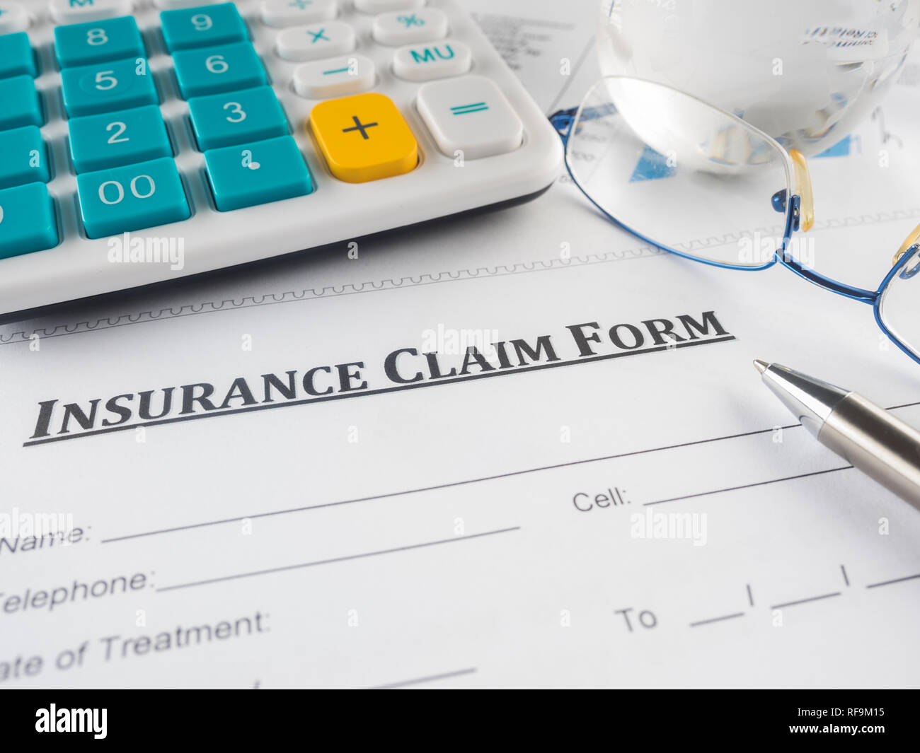 insurance claim form Stock Photo - Alamy