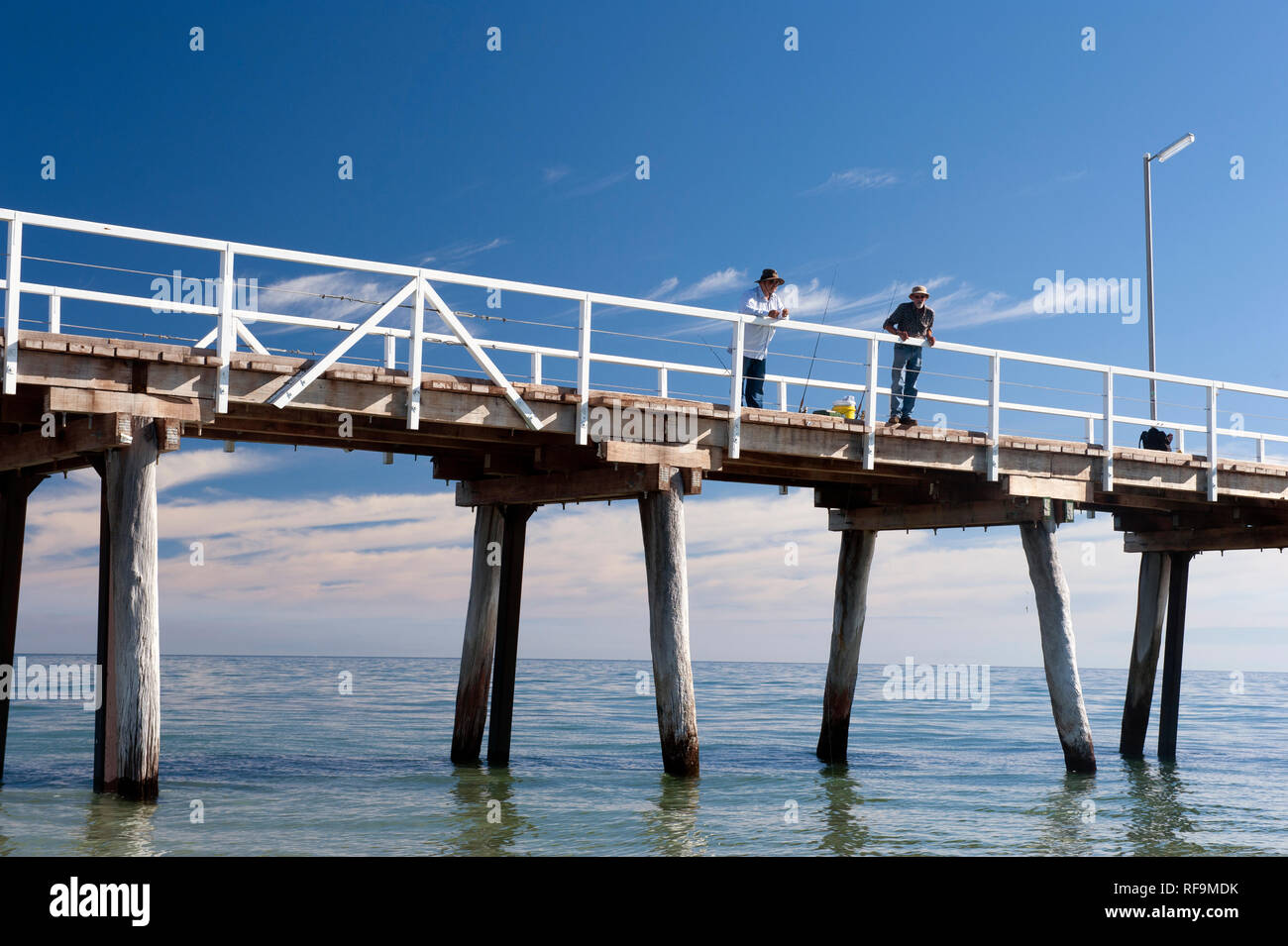 Flat mate post it hi-res stock photography and images - Alamy