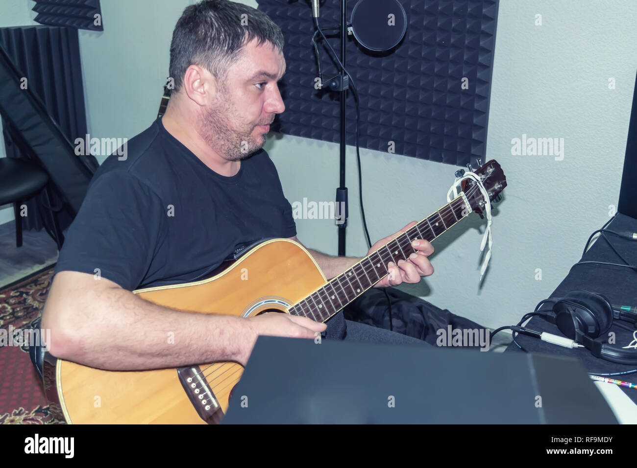 Man headphones singing recording studio hi-res stock photography and ...