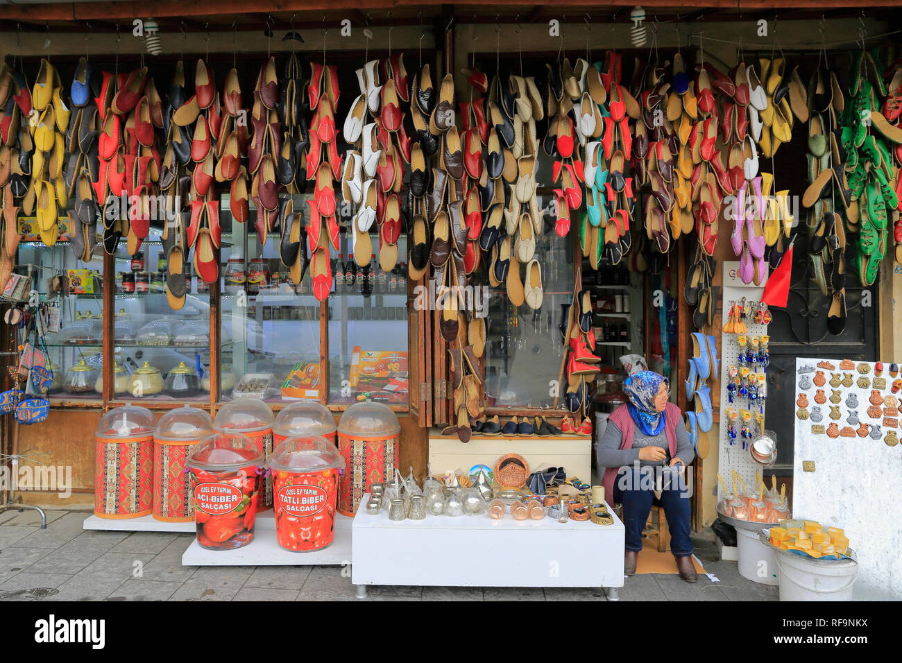 Gaziantep bazaar hi-res stock photography and images - Alamy