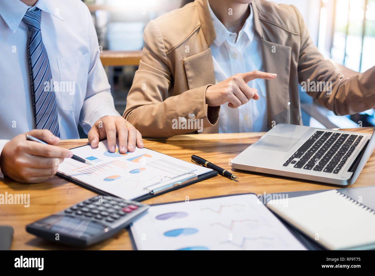 Teamwork Startup Project Planning making great discussion team Meeting ...