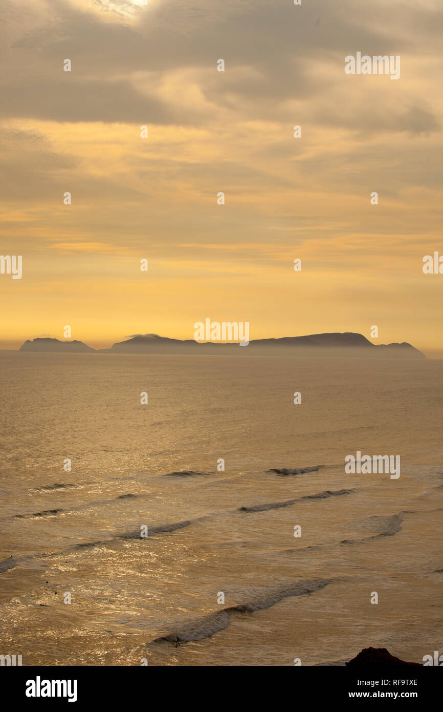 View of San Lorenzo island in front of Lima Stock Photo - Alamy