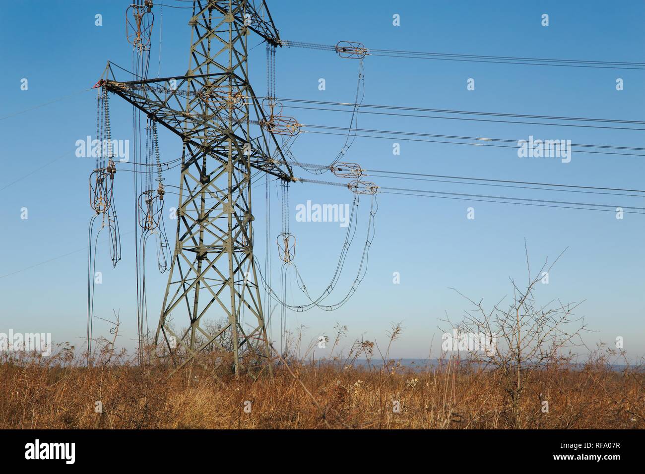 Broken high voltage electric line ends Stock Photo - Alamy