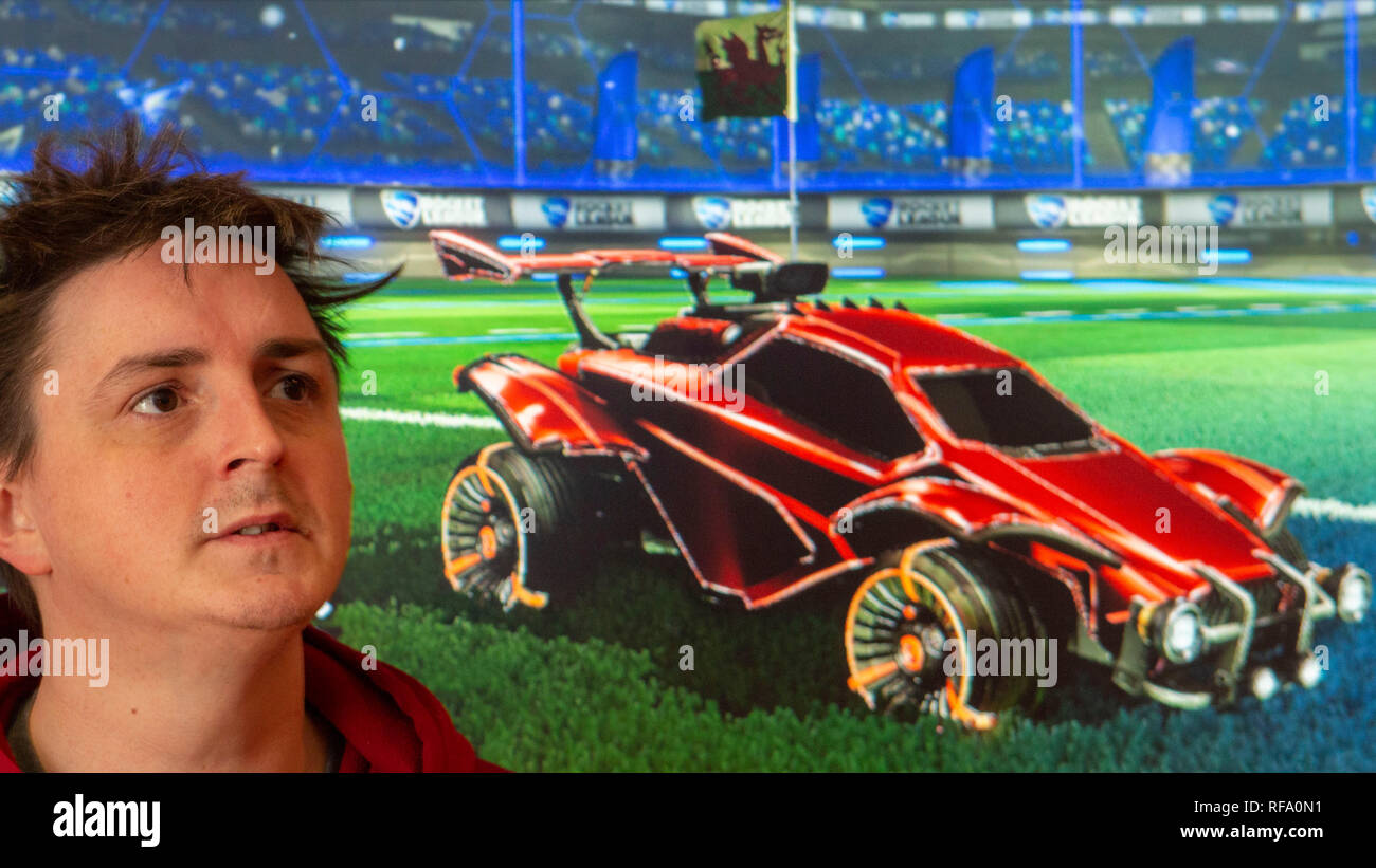 Esports stadium hi-res stock photography and images - Alamy