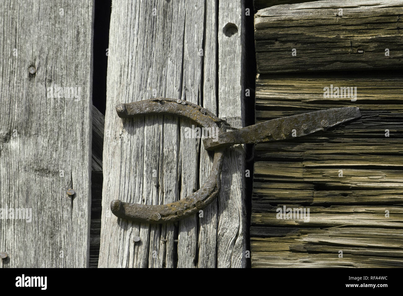 Handmade hinge made of a horseshoe, Great Smokey Mountains National ...