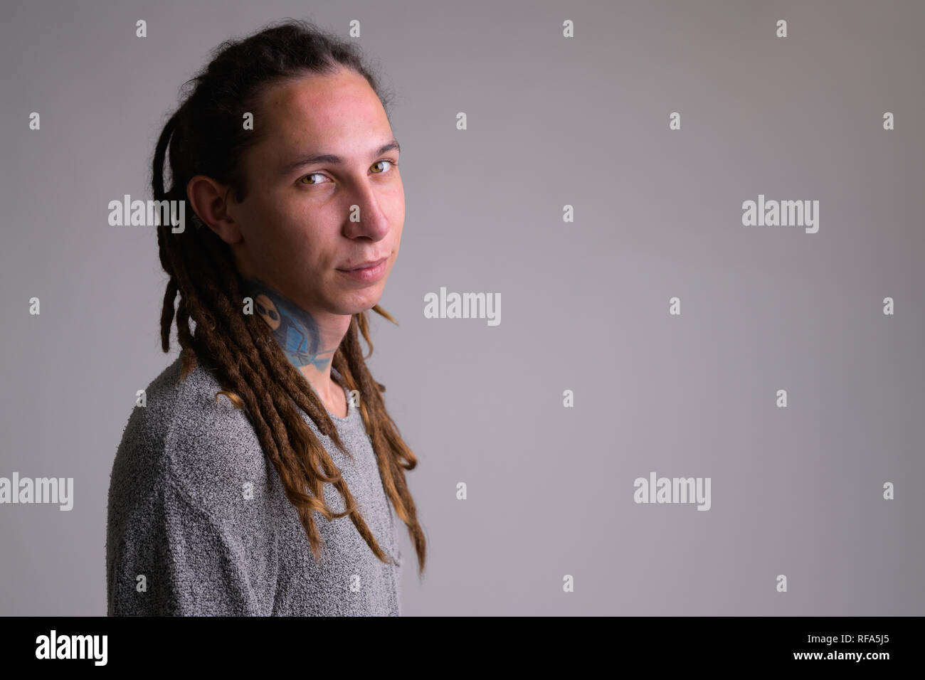 Camera male dreadlocks head hi-res stock photography and images - Alamy