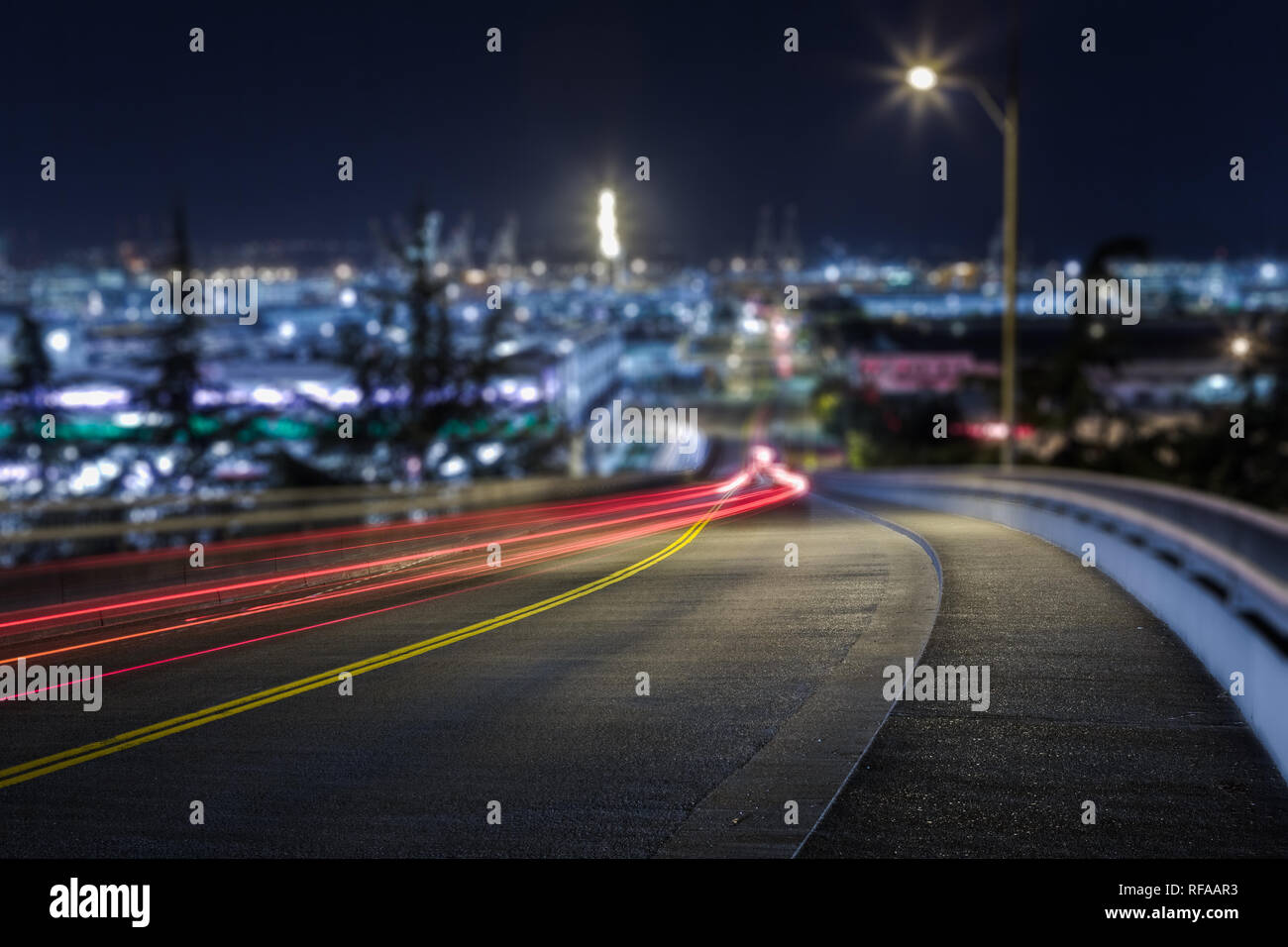 Long exposure seattle city lights hi-res stock photography and images ...