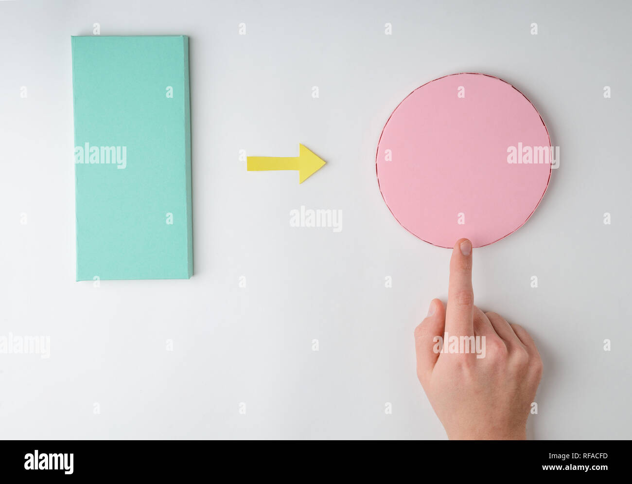 Hand making a diagram Stock Photo - Alamy
